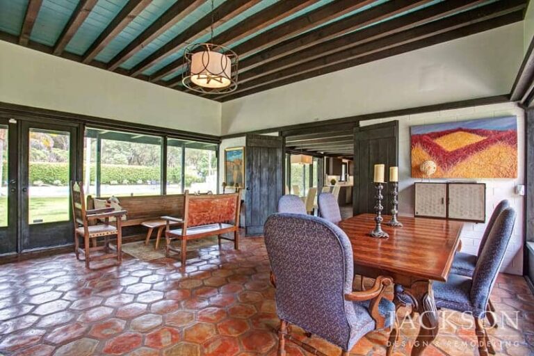 20 Stunning Saltillo Tile Living Room Ideas - Corby Homes
