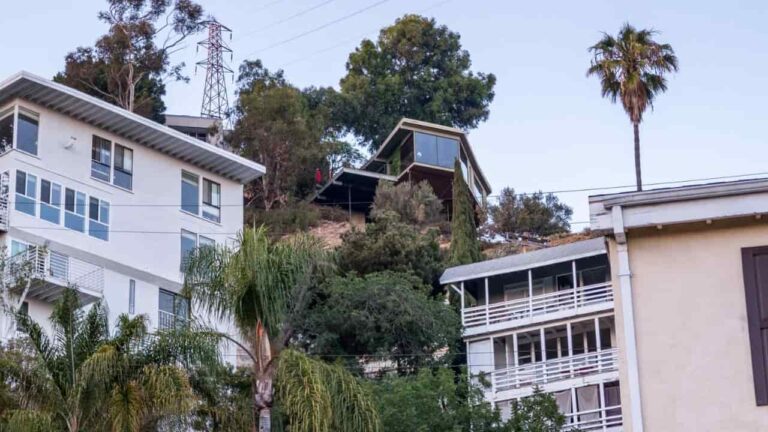 Inside Harry Bosch’s House from "Bosch" (Location & Inside) - Corby Homes