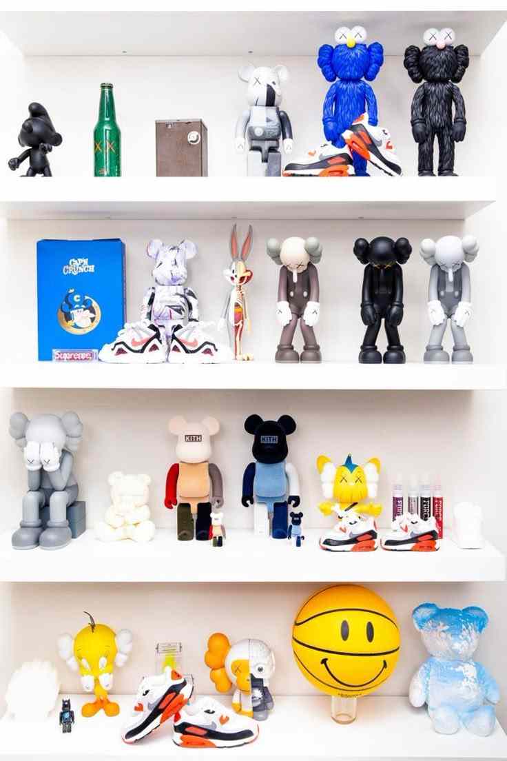 25 Creative Hypebeast Room Ideas That Will Elevate Your Aesthetic ...