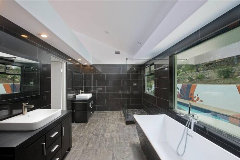 Exclusive Blueface House Tour: Inside His Million-Dollar Mansion ...