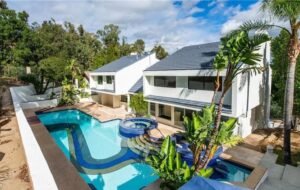 Exclusive Blueface House Tour: Inside His Million-Dollar Mansion ...