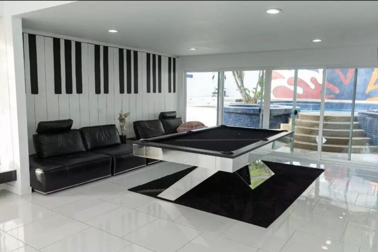 Exclusive Blueface House Tour: Inside His Million-Dollar Mansion ...