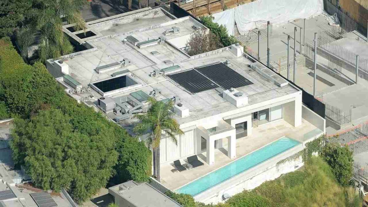 $8M Keanu Reeves House: A Closer Look At His Hidden Life - Corby Homes